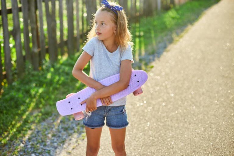 Longboard vs Cruiser: Which one does your child need? | Kids Bike Scoot ...